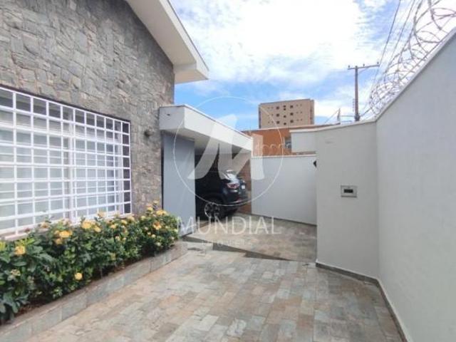 Casa térrea na rua 4 dormitórios/suite