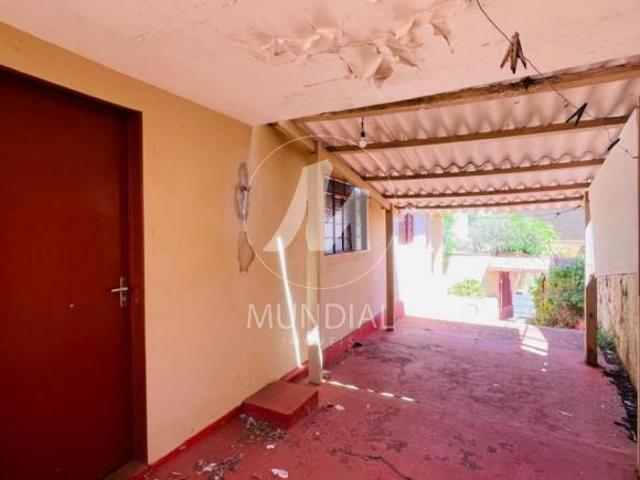 Casa térrea na rua 5 dormitórios, cozinha planejada