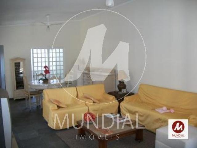 Casa térrea na rua 5 dormitórios/suite, cozinha planejada