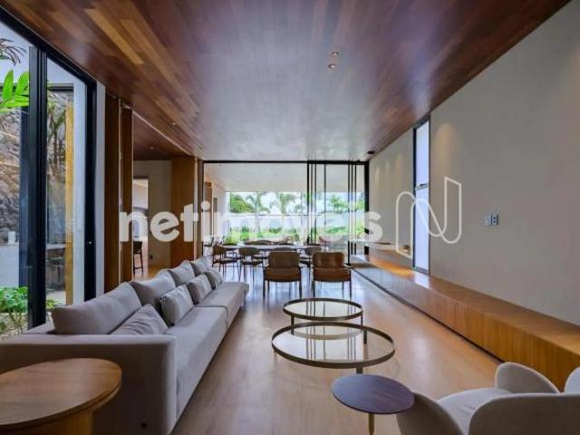 Casa térrea na SHIS QI 11, recém construída, alto padrão!