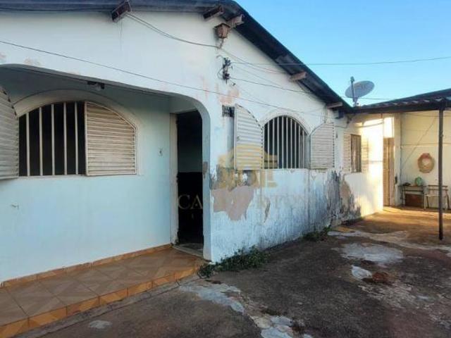 CASA TÉRREA NASCENTE TAGUATINGA 2 QUARTOS PRÓXIMO À DF 070 QUINTAL ARMÁRIOS