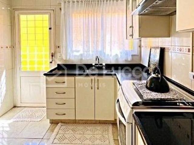 Casa térrea no Via Norte com suíte, gourmet, 4 vagas. Estuda proposta