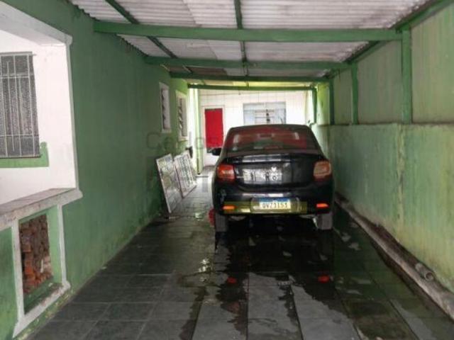 Casa térrea no vila Dionísia