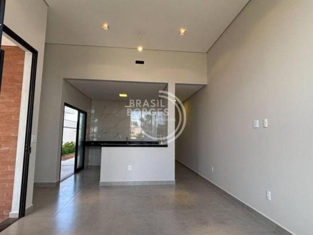 Casa Térrea No Villagio Wanel