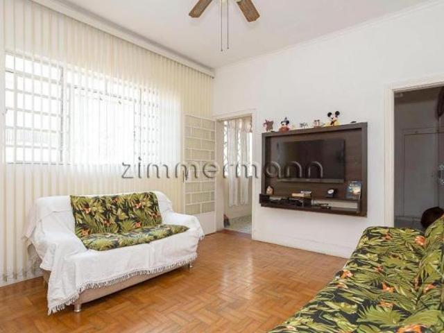 CASA TÉRREA NO ALTO DA LAPA DE 3 DORMITÓRIOS
