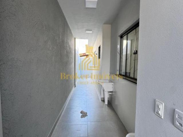 Casa Térrea no Bairro Golfinhos Caraguatatuba