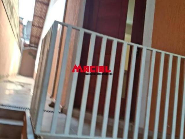 CASA TERREA NO BAIRRO DOM BOSCO 2 DORM