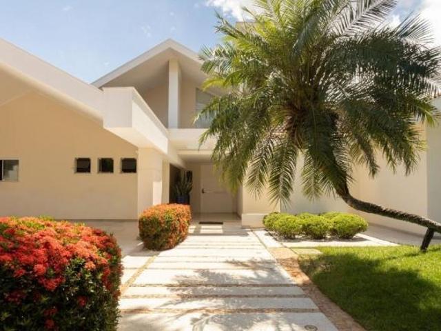 Casa Térrea no Bairro Itanhangá Park