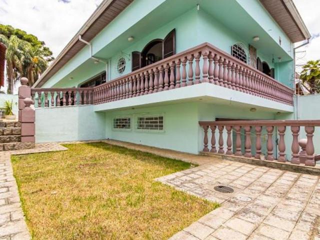 Casa terrea no Bairro Jardim das Américas – Curitiba PR