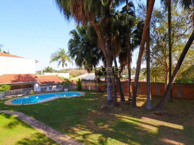 Casa Terrea no Brooklin Velho, 1.300m² de terreno, 600m² AU, 5 suites, 4 vagas de garagem!