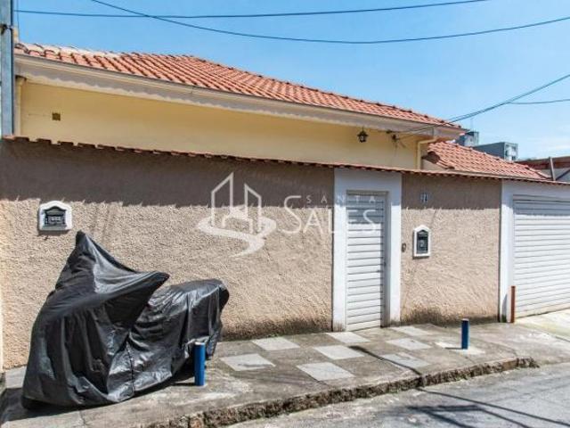 Casa térrea no Cambuci 2 dormitórios