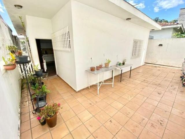 Casa térrea no centro do Jardim Bonfiglioli, 250m², próxima a tudo FL28