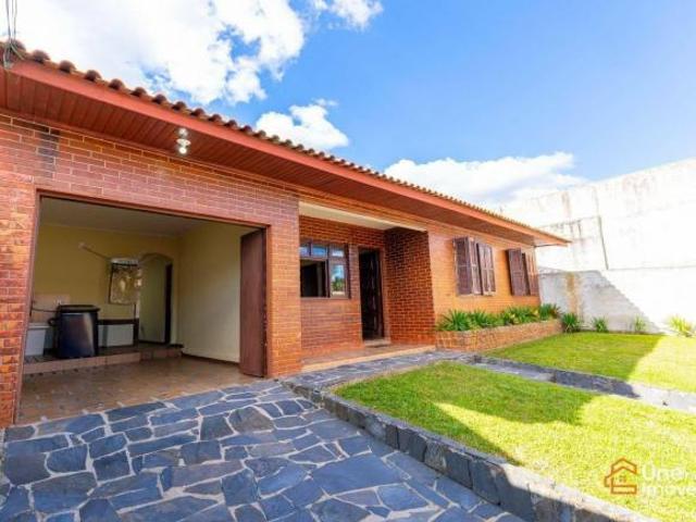 CASA TÉRREA NO CENTRO DE CAMPO LARGO