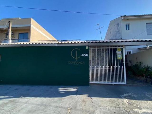 CASA TÉRREA NO CENTRO DE CANOAS