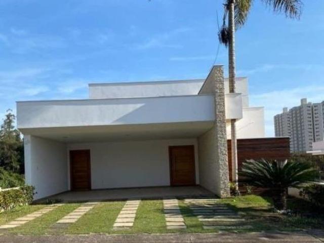 Casa térrea no Cond. Residencial Gramados de Sorocaba, condomínio fechado Sorocaba, 3 dorm 1 suíte
