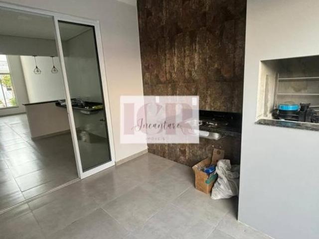 Casa térrea no Condomínio Horto Florestal Villagio