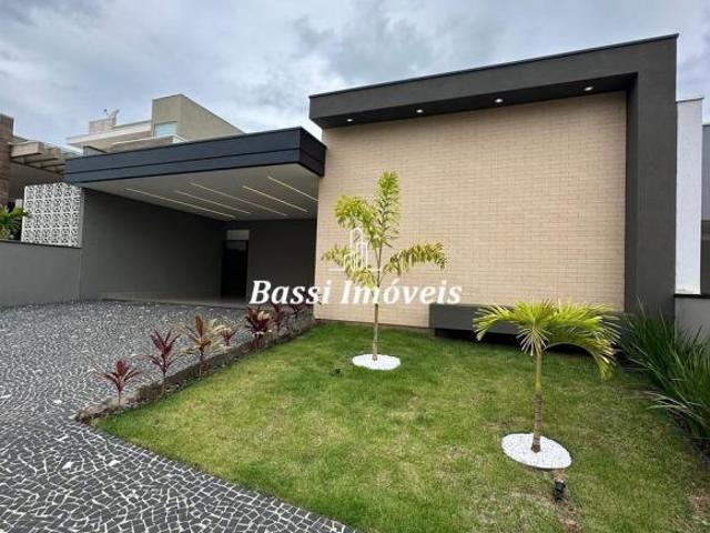 Casa térrea no Condomínio Portal do Lago – Mogi Mirim | 3 suítes | Alto padrão