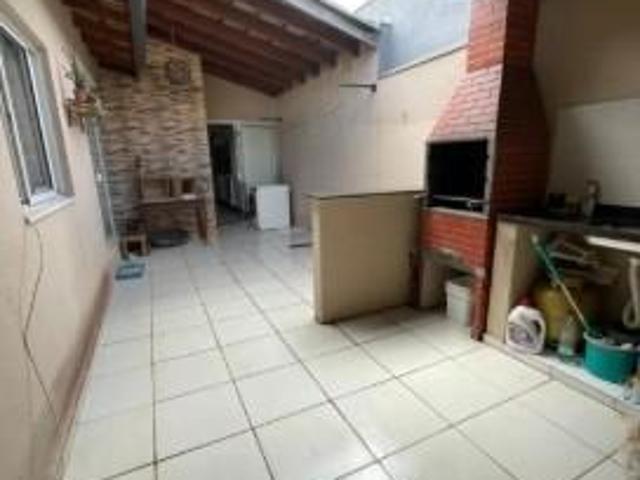 Casa térrea no Condomínio Village Amato com 3 dormitórios, região da Castelinho
