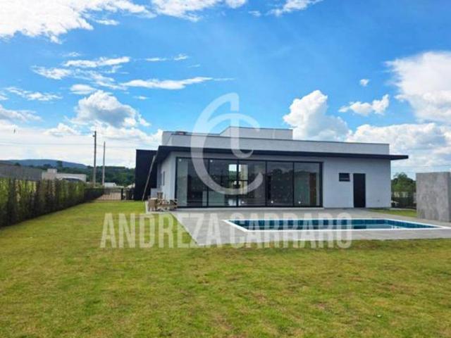 Casa Térrea no Condomínio Village Ipanema 2 Araçoiaba da Serra