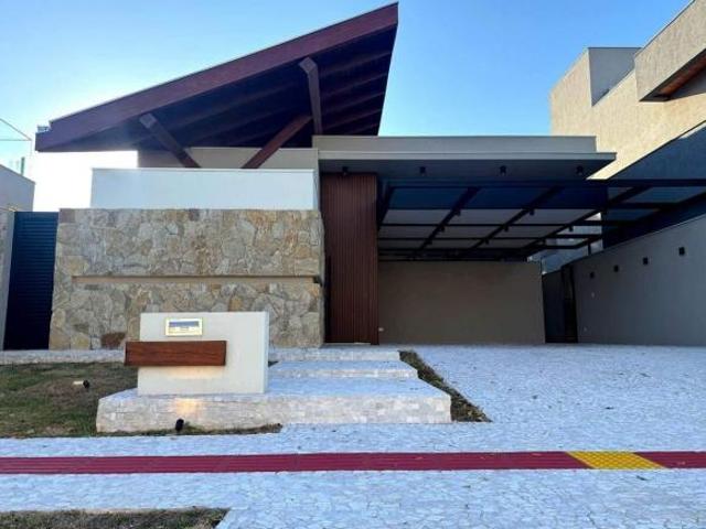 Casa térrea no Damha 4