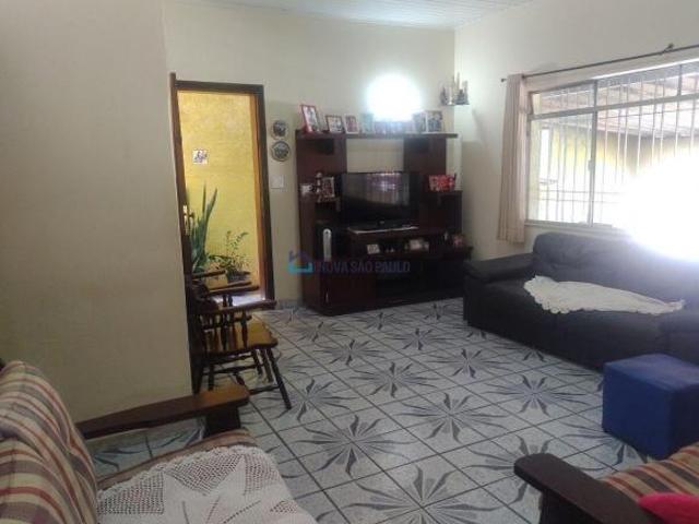 Casa Térrea no Jabaquara 3 dormitórios, 2 suítes e 4 vagas