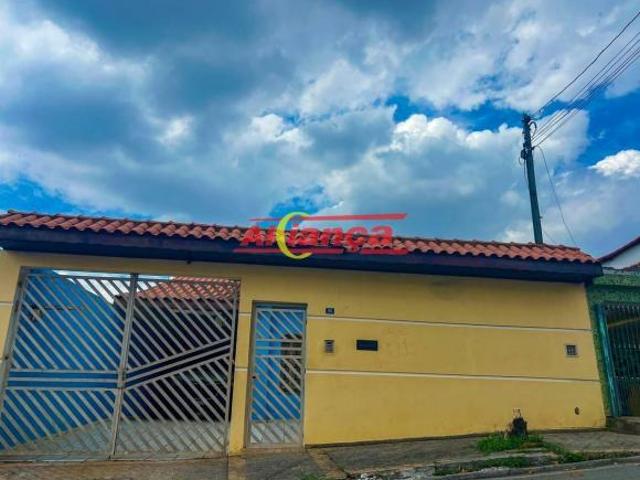 Casa Térrea no Jardim Cumbica com 250 m², 4 dormitórios, sendo 1 suíte, 4 vagas