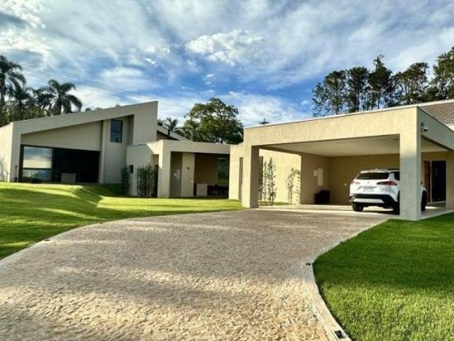 Casa térrea no Jardim das Palmeiras