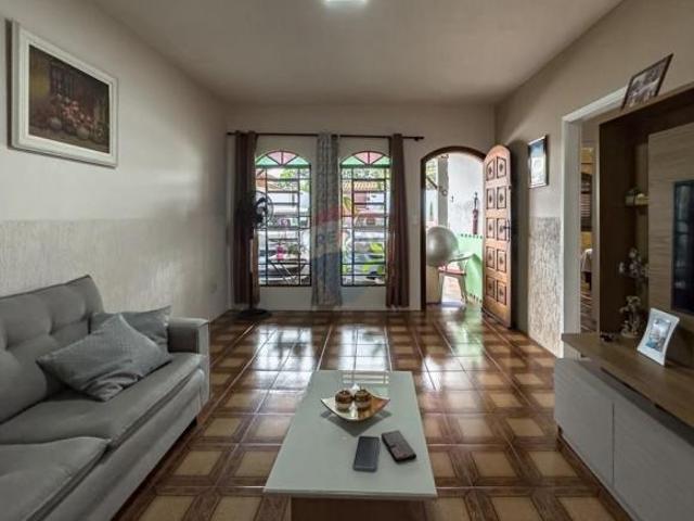 Casa Térrea no Jardim das Vitórias! Próximo a CLT Valinhos