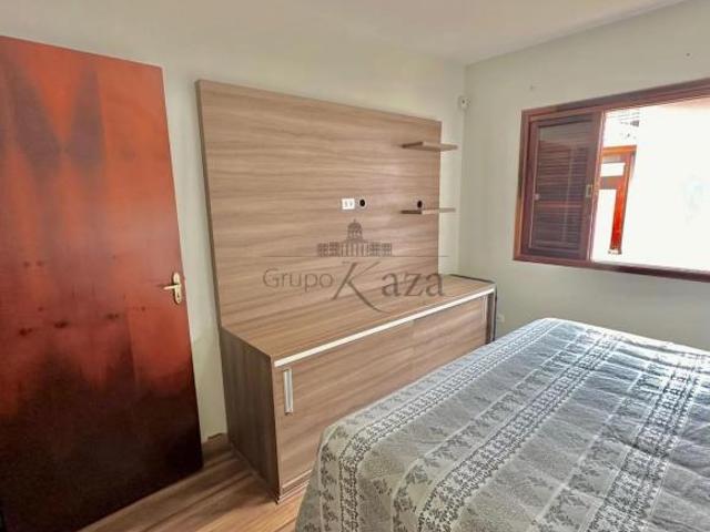 Casa Térrea no Jardim Esplanada II 4 quartos 224m²