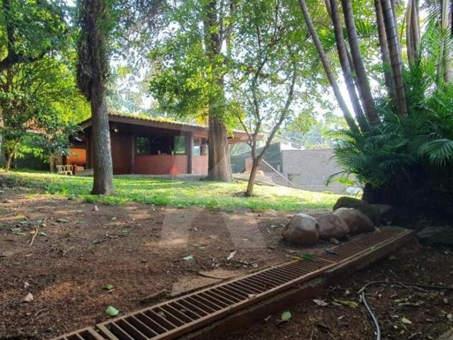 Casa térrea no Jardim Floresta em terreno de 900m²