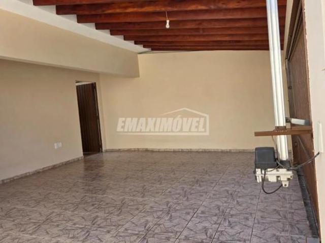 Casa térrea no Jardim Icatu á venda Votorantim/SP