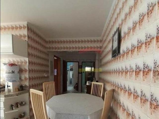 CASA TÉRREA NO JARDIM JOAMAR COM 3 DORMITÓRIOS, SENDO 1 SUÍTE, 4 VAGAS DE GARAGEM+ CHURRASQUEIRA
