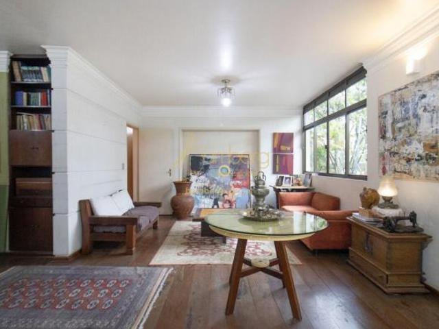 Casa térrea no Jardim Marajoara, 573 m² de terreno e 269 m² de área útil, 3 quartos, 1 suíte