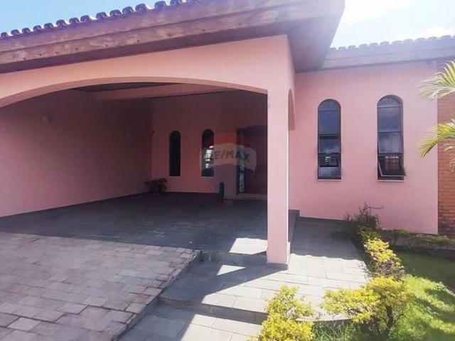 Casa térrea no Jardim Prestes de Barros Estuda Permuta edícula aos fundos com entrada privativa