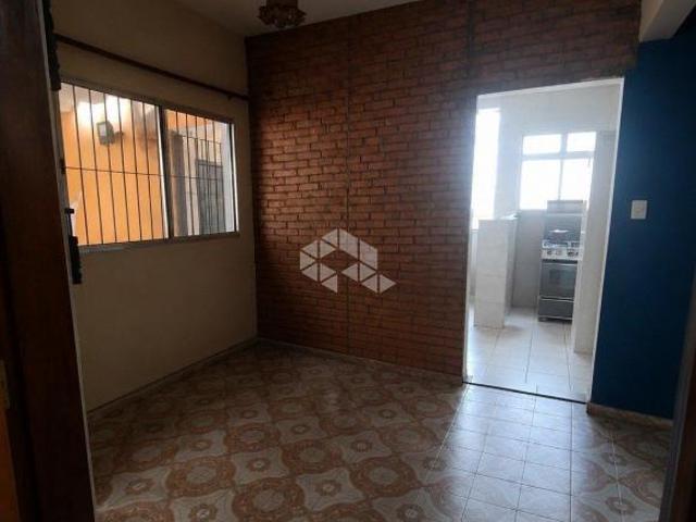 Casa térrea no Mandaqui com 2 dormitórios e vaga para 3 carros