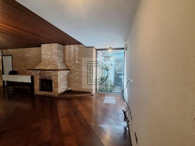 Casa térrea no Parque Continental | 3 dormitórios 1 suíte, 5 vagas e espaço gourmet