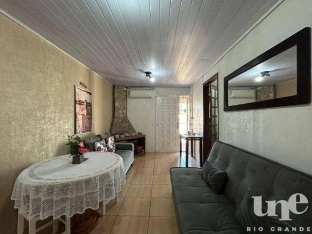 Casa térrea no Parque Marinha!