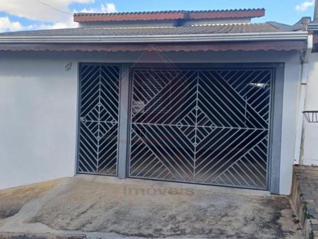CASA TÉRREA NO RESIDENCIAL JUNDIAI COM 2 QUARTOS, 2 VAGAS COBERTAS E AMPLO QUINTAL
