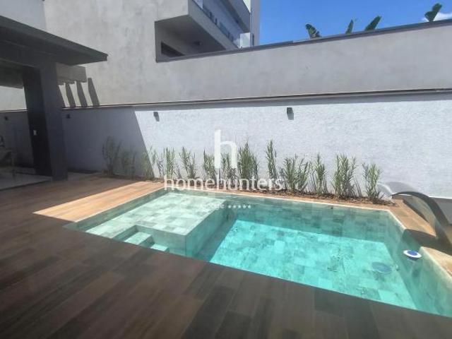 Casa Térrea no Santorini Paulínia 3 Suítes e Piscina Alto Padrão