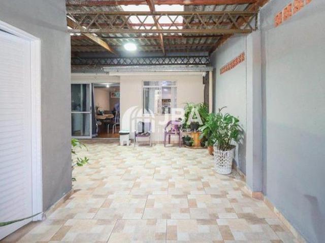 CASA TÉRREA NO SITIO CERCADO