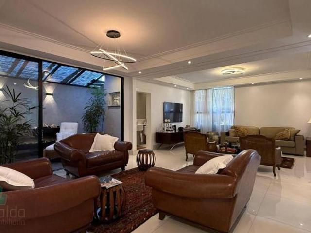 CASA TÉRREA NO SOLAR DE BRASÍLIA COM ÁREA DE LAZER COMPLETA JARDIM BOTÂNICO