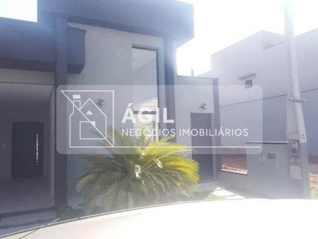 Casa térrea Nova a venda 3 Dormitórios/Suíte com piscina no Condomínio Bosque dos Manacás