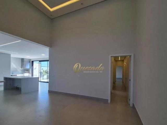Casa térrea nova à venda, 3 suítes, planejados, piscina, Condomínio Maria Cândida, Indaiatuba