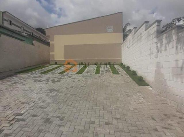 Casa térrea nova à venda em Condomínio Botujuru