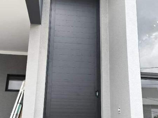 Casa térrea nova à venda em condomínio fechado em Valinhos