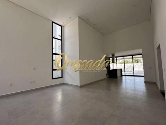 Casa térrea nova a venda ou locação, 4 suítes, piscina, Maison Du Parc, Indaiatuba