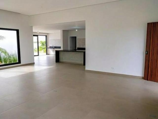 Casa Térrea Nova à Venda no Saint Charbel | 3 Suítes | Piscina | Preparação para Automação e Energia
