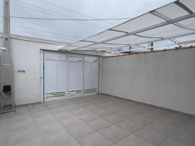 Casa térrea nova com 2 dormitórios, sendo 1 suíte, à venda em Mongaguá — lado praia, 250 metros do m