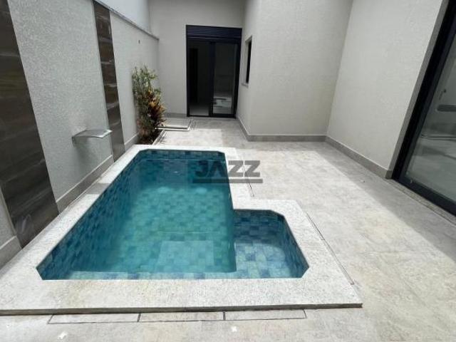 Casa Térrea Nova com 3 Suítes e Piscina à Venda em Condomínio em Paulínia/SP