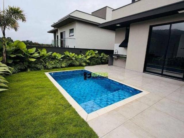 Casa Térrea Nova com Piscina e Área Gourmet no Condomínio Portal Lamis